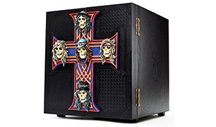 Blog - Un énorme coffret collector pour les fans de Guns N Roses