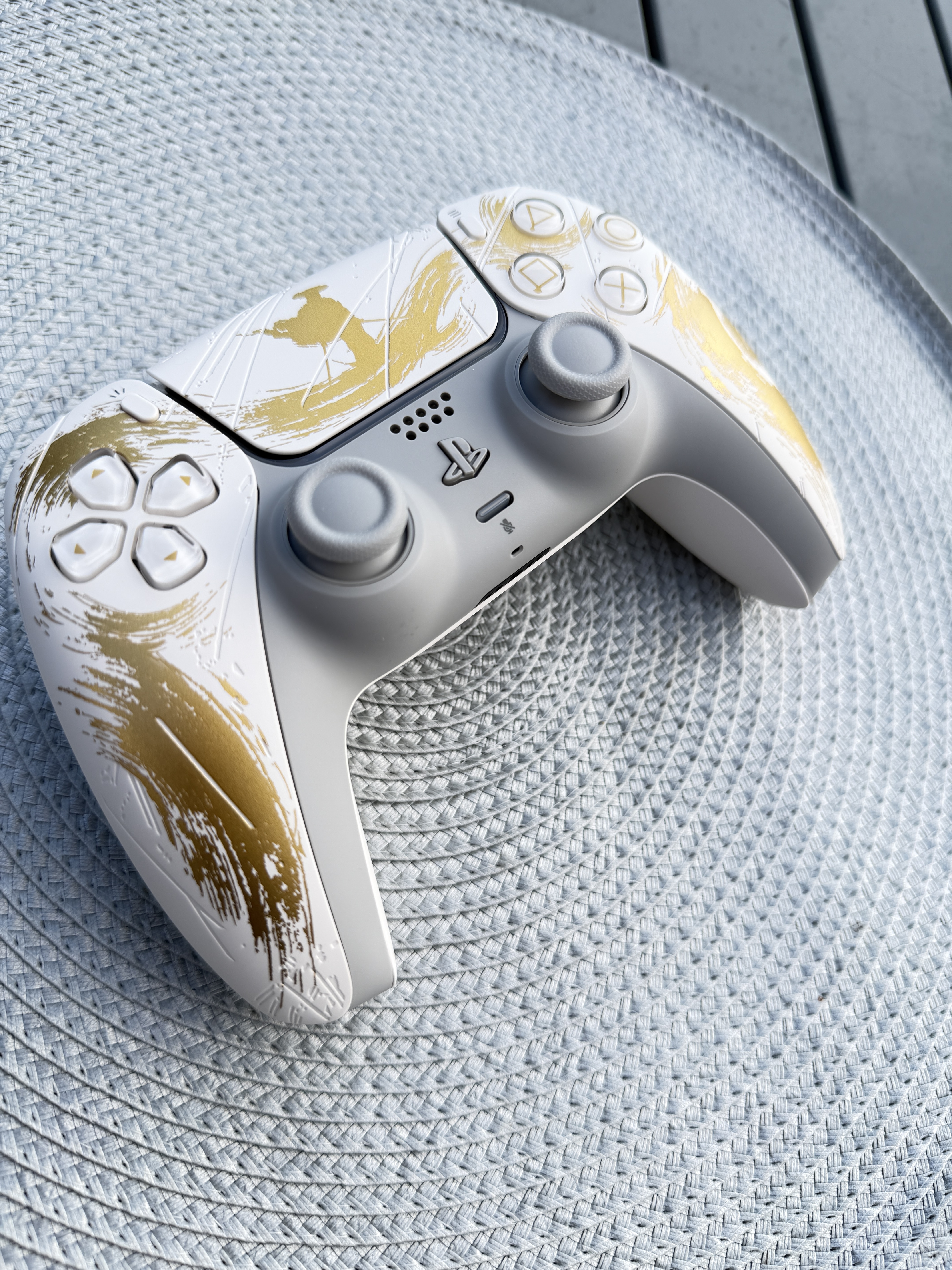 Manette PS5 Ghost of Yōtei Édition Limitée Gold